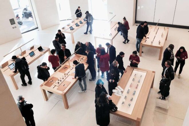 Un design tout en verre pour l’iPhone 20 : des prototypes existeraient déjà